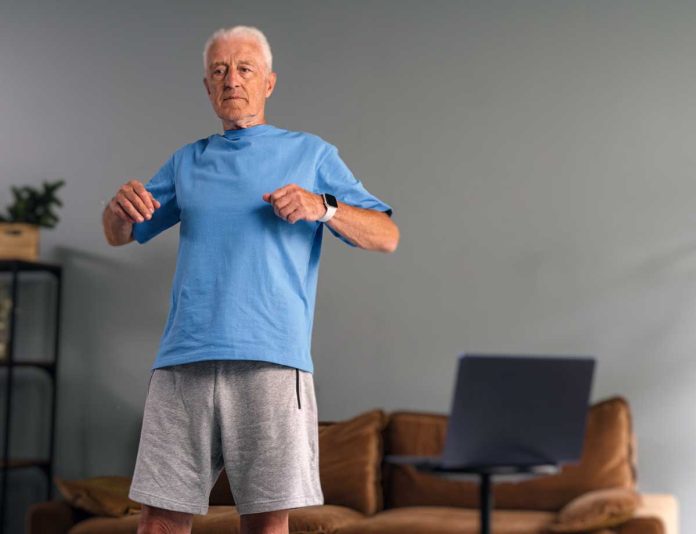 The best Apple Watch models and features for seniors in 2023 ...