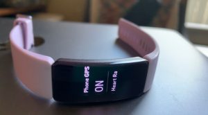 Fitbit GPS vs Connected GPS: how to use GPS on your Fitbit and see your ...