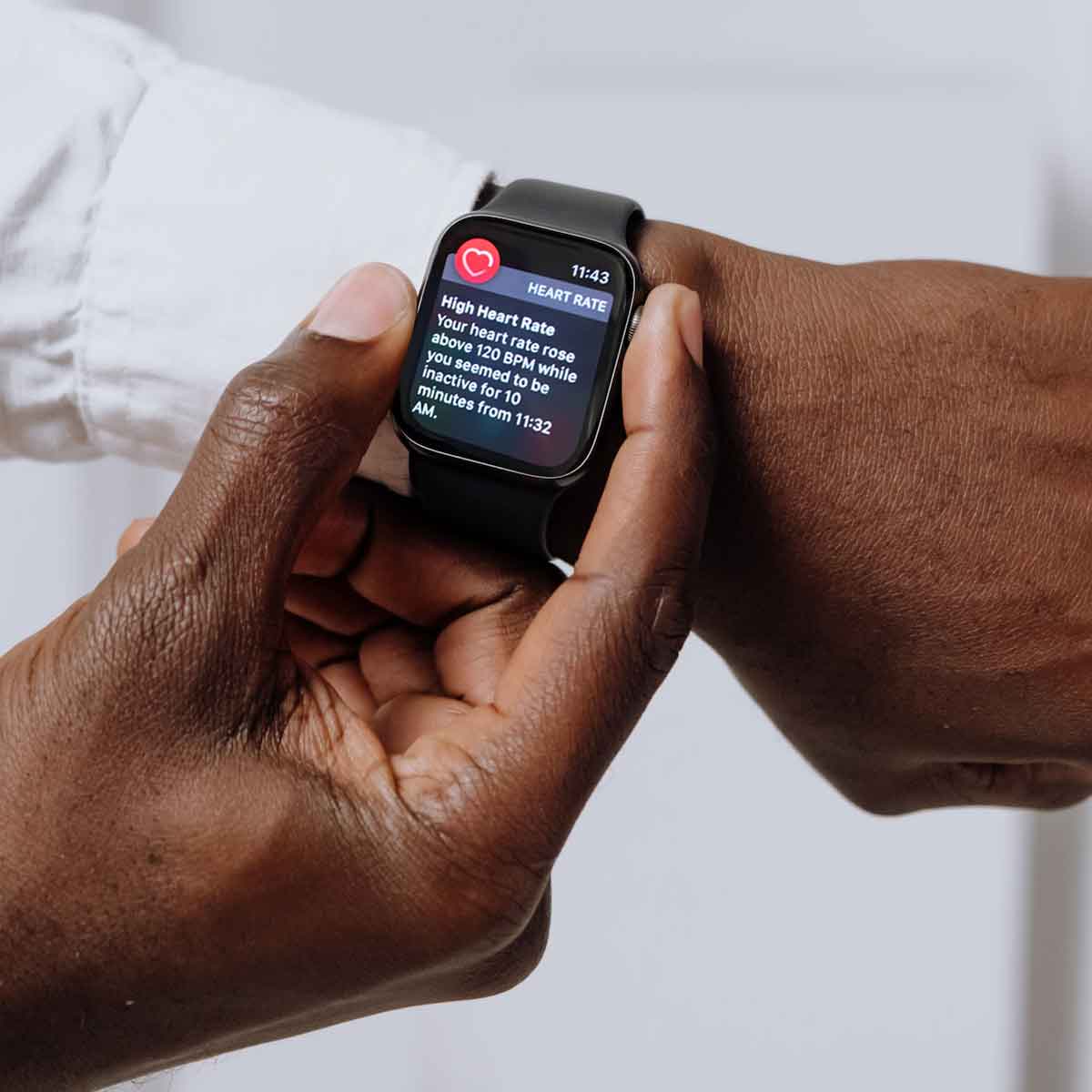 The best Apple Watch models and features for seniors in 2023 ...