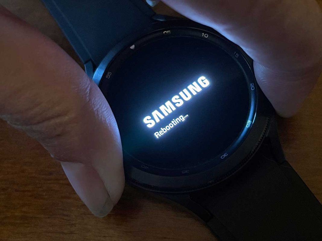 Samsung Galaxy Watch stuck in reboot loop and keeps restarting? How to get out of it ...