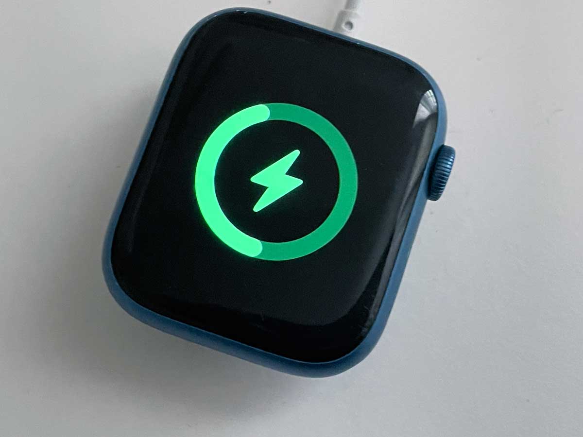 Apple Watch shows it's charging but doesn't charge or turn on ...