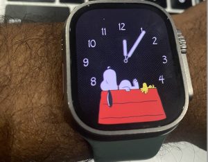 How to get the Snoopy Watch face and customize it on your Apple Watch ...