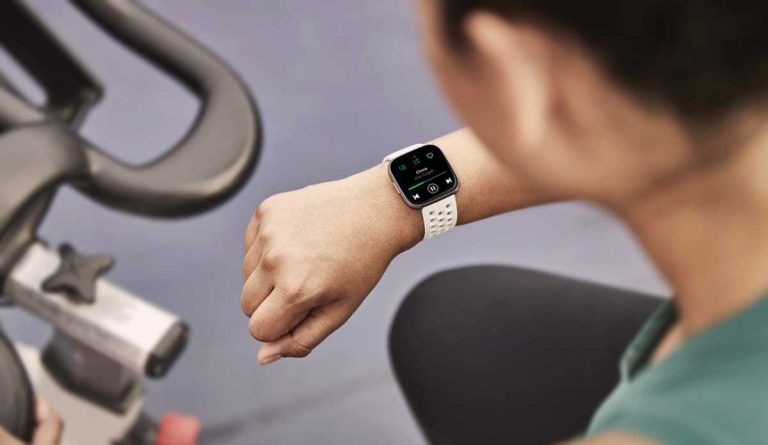 How to add or control music to Fitbit Versa and Sense series plus older ...