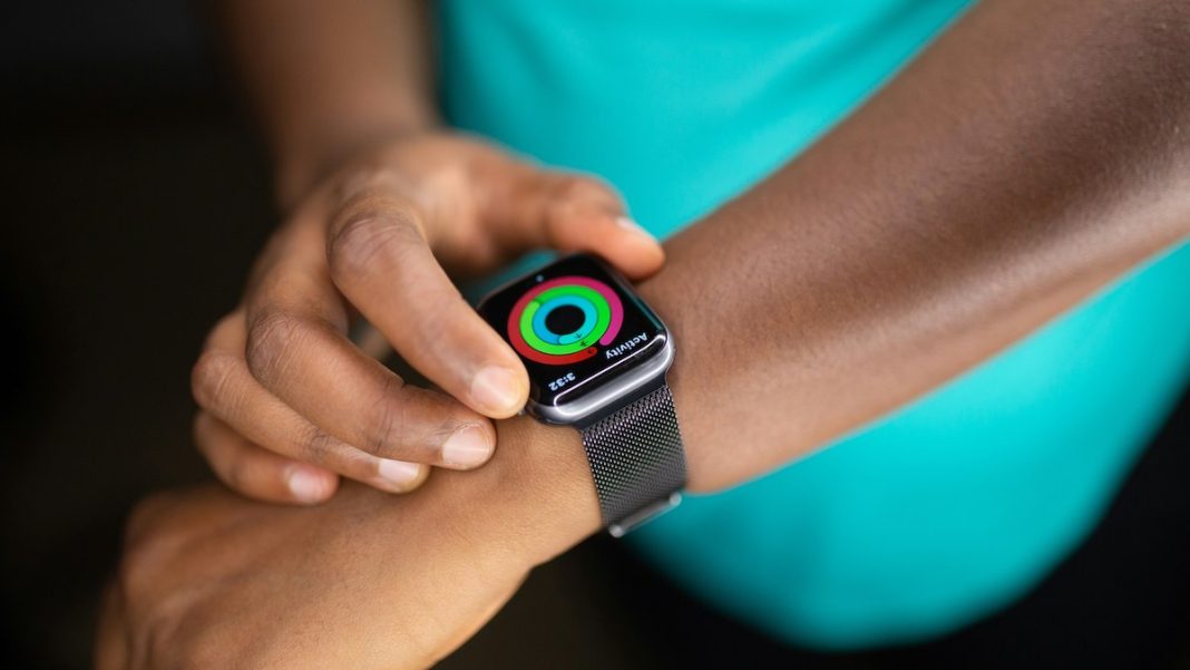 How to monitor & manage diabetes with your iPhone and Apple Watch ...